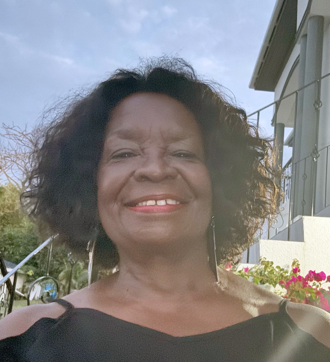 Barbara Eardley photo